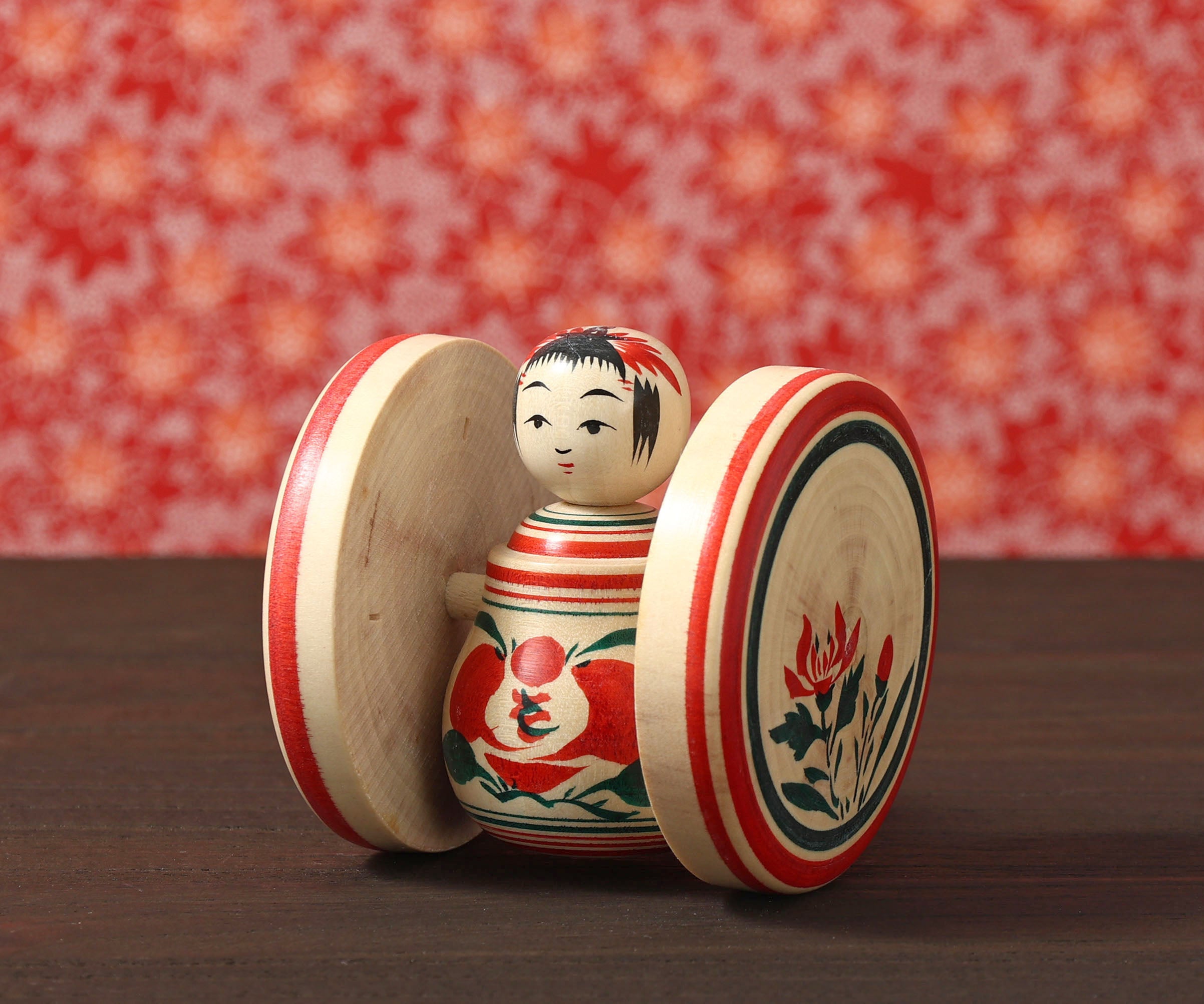 Fuku kuruma kokeshi doll | YOSHIDA, Katsunori 吉田勝範工人 | 福車こけし | Naruko ...